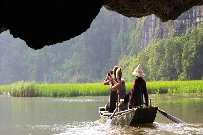 Hanoi - Hoa Lu - Trang An - Mua Cave - 1 Day Tour - Luxury Limousine From Hanoi - FAQ