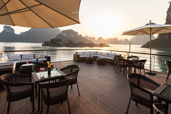 Hanoi: JadeSails - Top-Rated Luxury Day Cruise explore Lan Ha Bay - The Itinerary: A Well-Paced Exploration