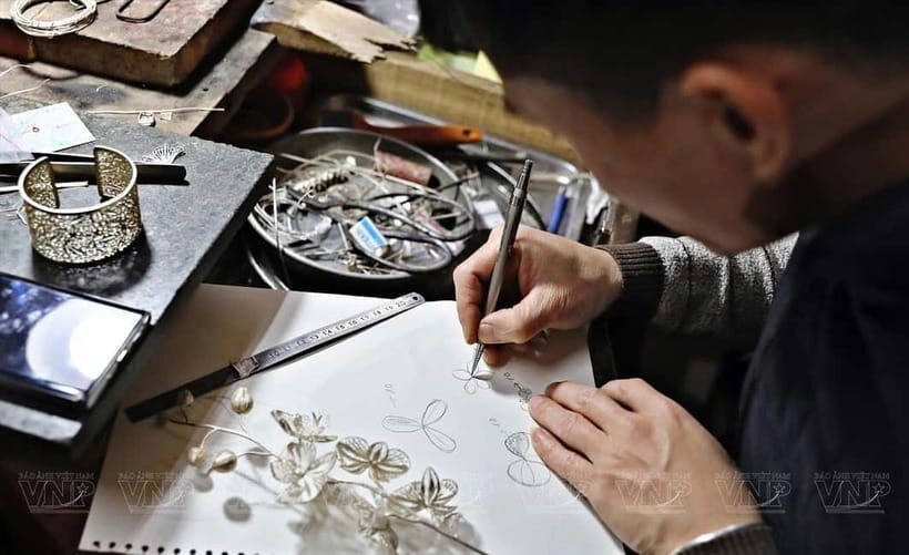 Hanoi: Jewelry Craft Village or Incense Village, Hat Village - What You Can Expect from the Tour