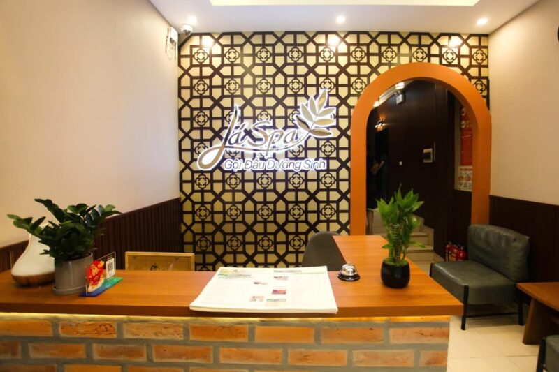 Hanoi Lá spa 38 - Nourishing Shampoo & Head Massage 60' - Is It Good Value?