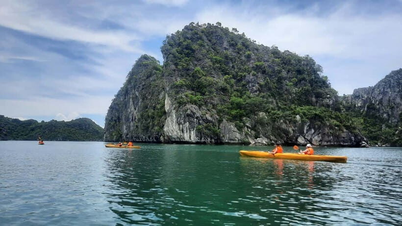 Hanoi: Lan Ha Bay Boat Tour - Lunch, Beach, Kayaking - Journey Through Lan Ha Bay: The Itinerary in Detail