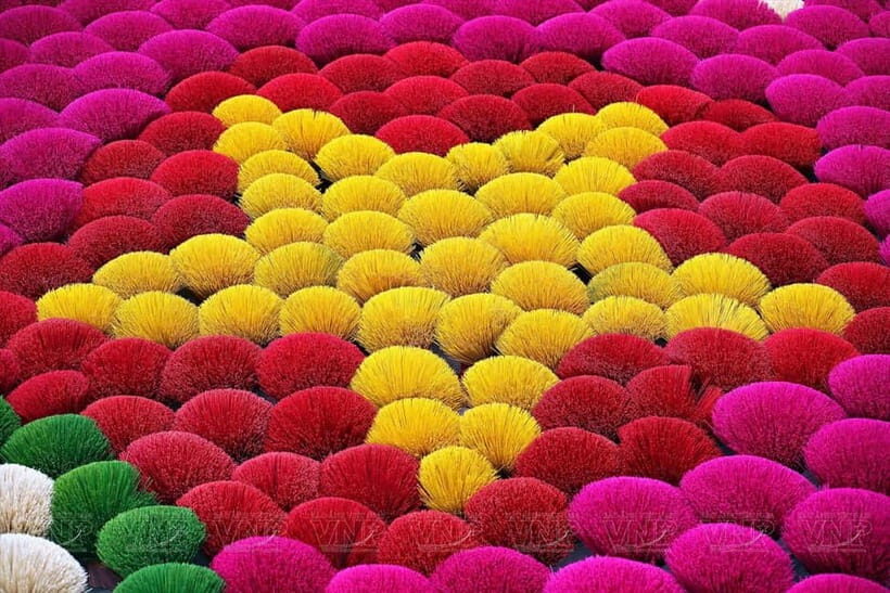 Hanoi: Long Dress Village or Incense Village, Hat Village - FAQs
