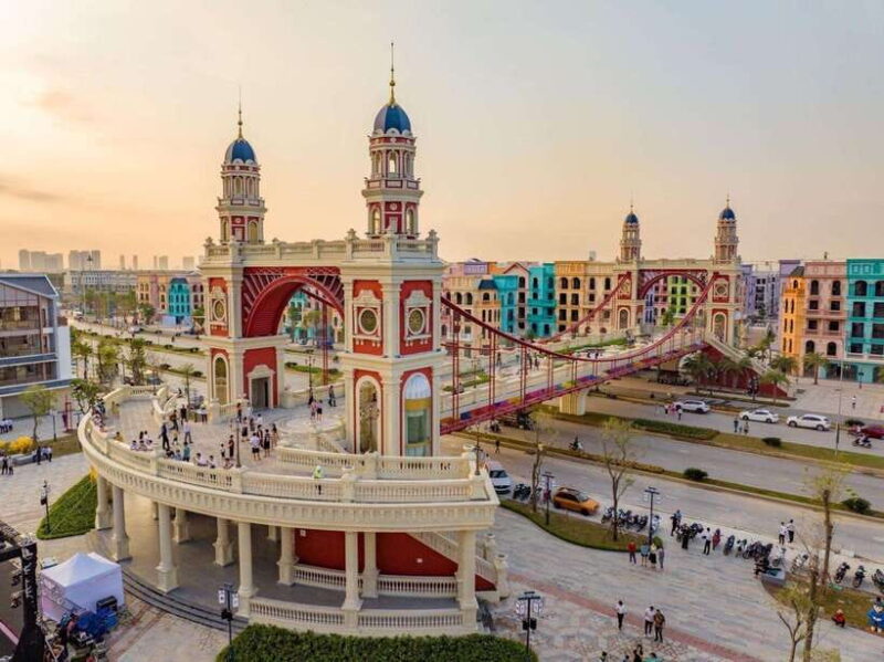 Hanoi: Mega Grand World with Bat Trang Pottery Village - FAQ