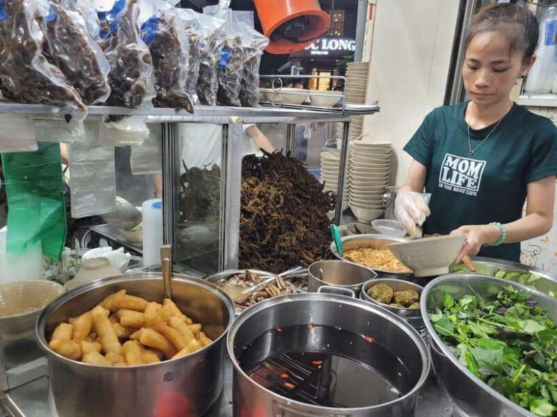 Hanoi: Michelin-Selected Private Street Food Tour - Practical Tips for Your Tour