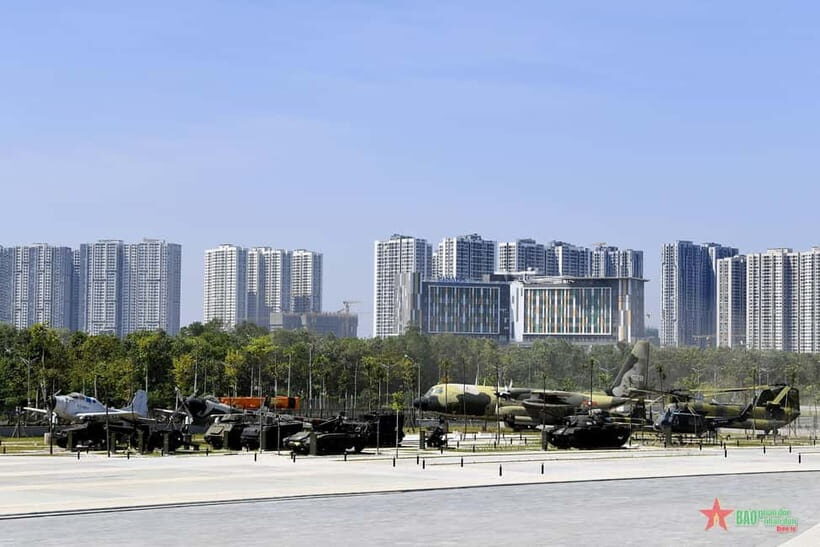 Hanoi: Military History Museum & Incense Village Tour - FAQ