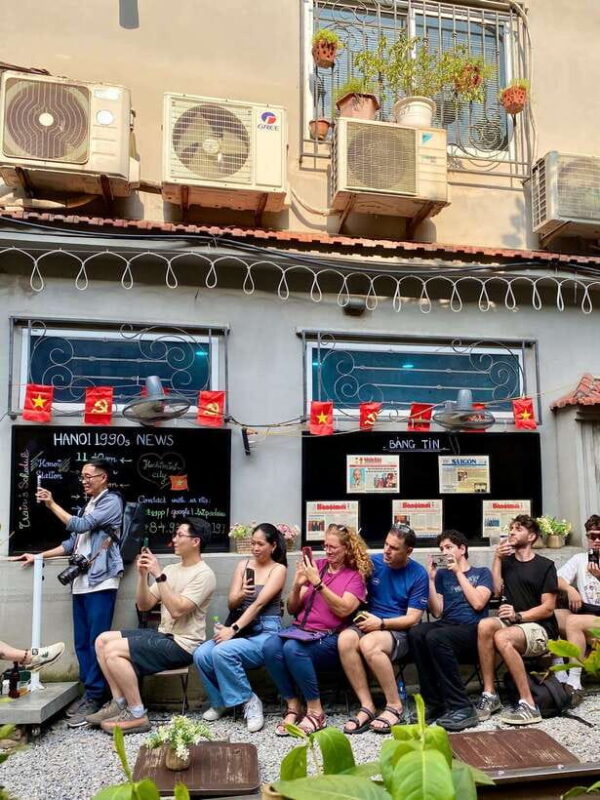 HANOI: MOTORBIKING TO TRAIN STREET AND TEMPLE OF LITERATURE - The Sum Up