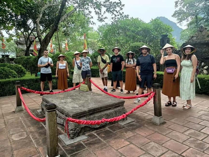 Hanoi/Ninh Binh: 1-Day Tam Coc/Trang An, Hoa Lu & Mua Caves - Frequently Asked Questions