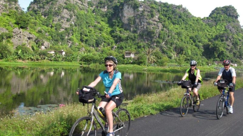 Hanoi: Ninh Binh Day Trip Visit Hoa Lu, Tam Coc & Mua Cave - Detailed Breakdown of the Itinerary