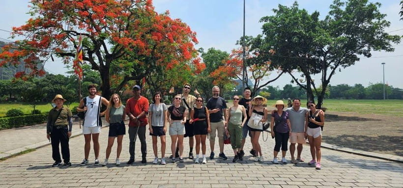 Hanoi-Ninh Binh: Tam Coc/Trang An & Mua Cave Trip with Lunch - Returning to Hanoi
