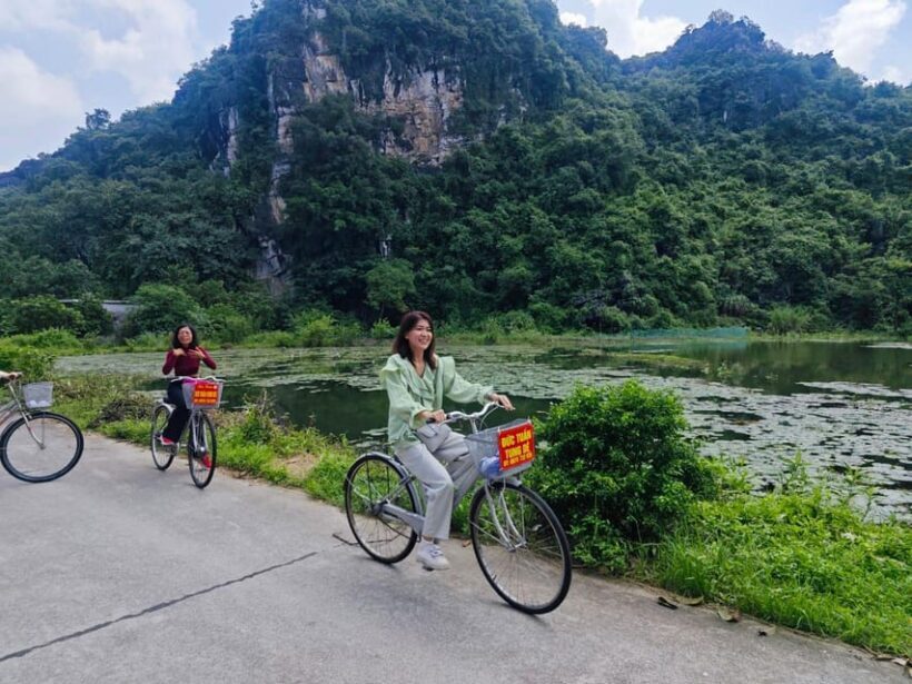 Hanoi: Ninh Binh Tour Hoa Lu, Trang An & Mua Cave & Van Long - Frequently Asked Questions