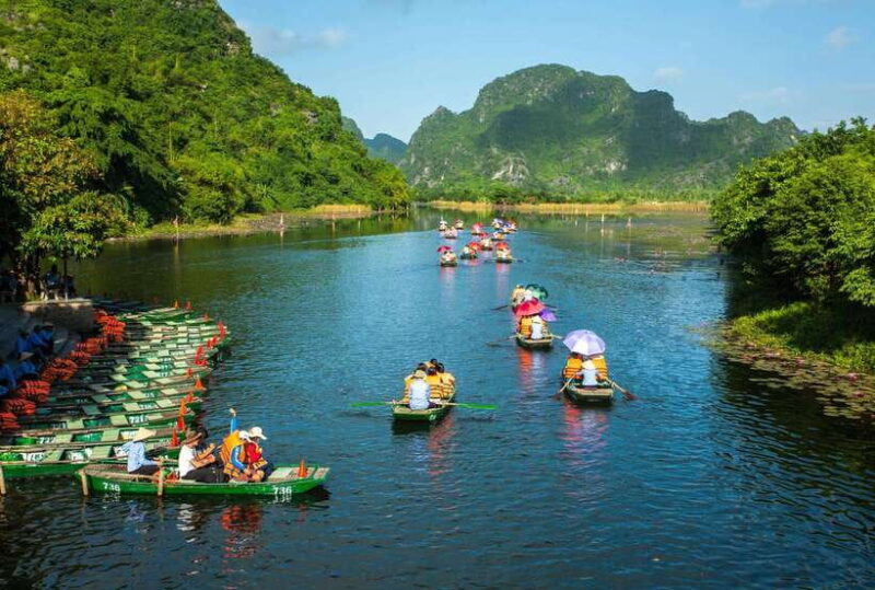 Hanoi: Ninh Binh, Trang An, Mua Cave and Bai Dinh Pagoda - The Highlights That Make This Tour Stand Out