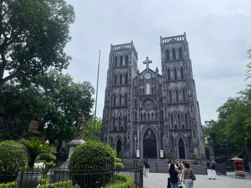 Hanoi Old Quarter Cultural Walking Tour & Water Puppet Show - Key Points