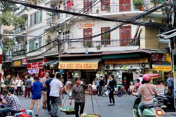 Hanoi Old Quarter Food and Train Street Walking Tour - Key Points