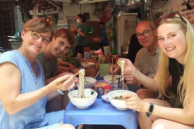 Hanoi Old Quarter Private Street Food Walking Tour - Key Points