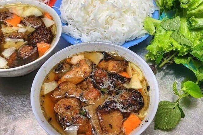 Hanoi Old Quarter Street Food Private Tour With Funny Guides - Key Points
