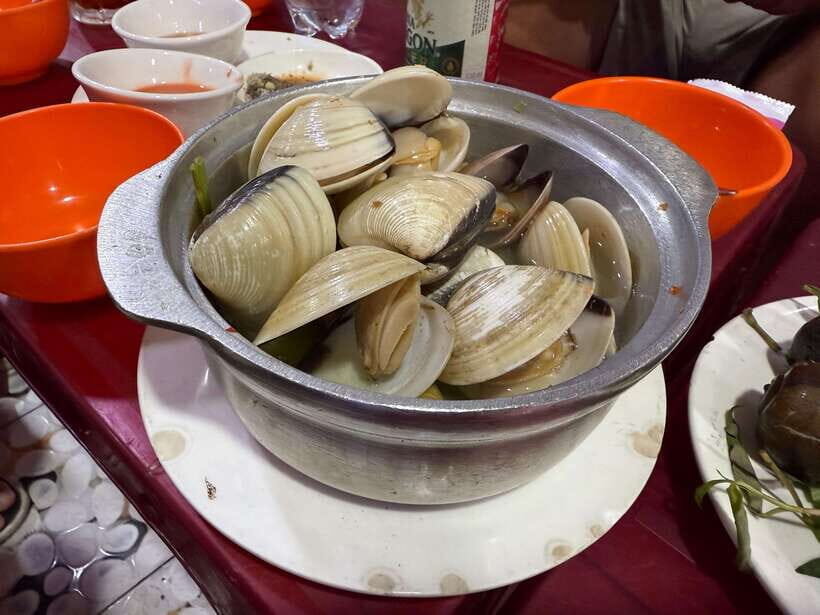 Hanoi Old Quarter Street Food Tour With Local Students - Key Points