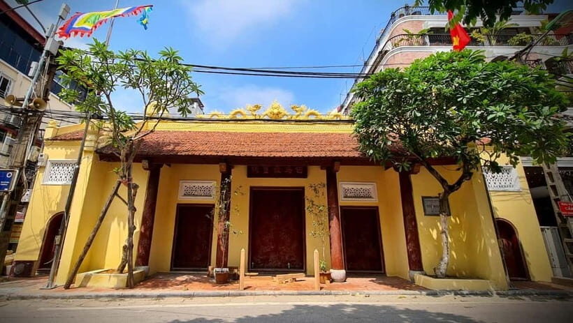 Hanoi Old Quarter Walking Tour Small Group With Guide - Key Points