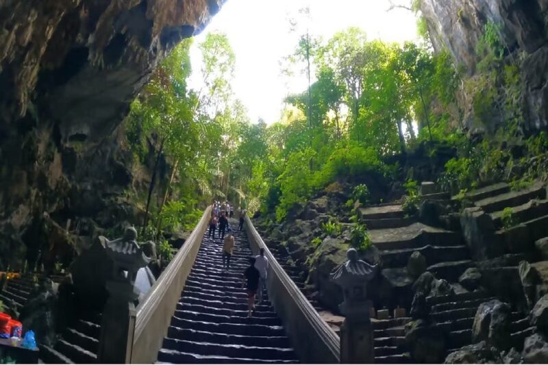 Hanoi: Perfume Pagoda and Incense Making Tour with Lunch - Practical Details and Transport