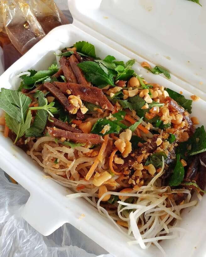 Hanoi: Private Food Tour and Train Street Experience - FAQs