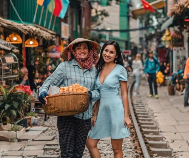 Hanoi: Private Half-day City Highlights and Hidden Gems Tour - Key Points