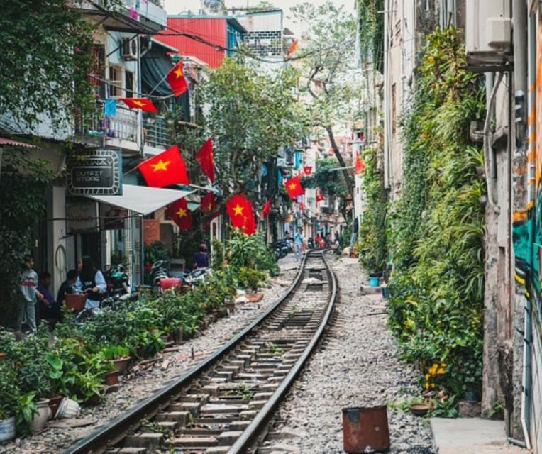 Hanoi: Private Half-day City Highlights and Hidden Gems Tour - Key Points