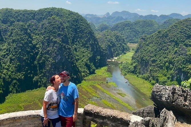 Hanoi: Private Tour to Mua Caves, Local Family, Tam Coc, Hoa Lu - Tam Coc: Land of Limestone and Rice Paddies