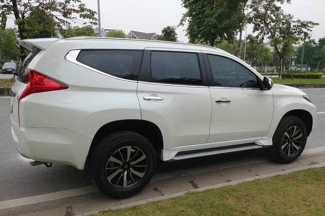Hanoi Private Transfer from Ha Long city to Hanoi (HAN) Airport - FAQ