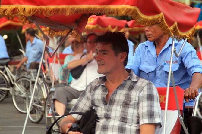 Hanoi Private Trip: Explore local culture, monument, cooking class & puppet show - Who Should Book This Tour?