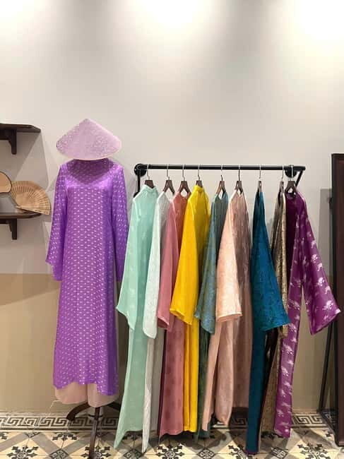 Hanoi: Rent a Traditional Ao Dai & Photo Walk in Old Quarter - Key Points