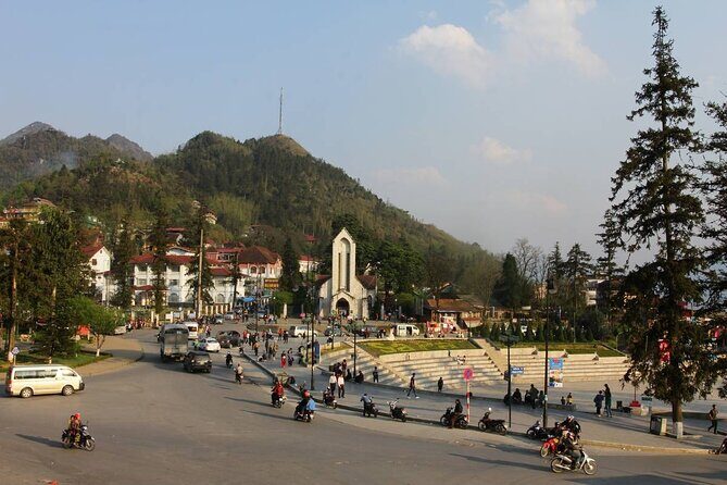 Hanoi Sapa and Halong Bay Package Tour 5 Days 4 Nights - A Balanced Look at the Itinerary