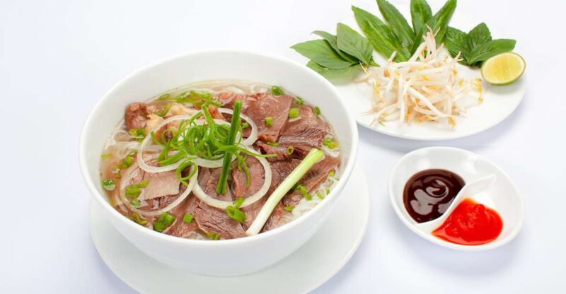 Hanoi: Small-Group Street Food Walking Tour - The Itinerary: A Deep Dive into Hanoi’s Culinary Landscape