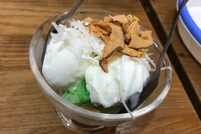 Hanoi Street Food Adventure: Train Street & Local Delights - Who Should Book This Tour?