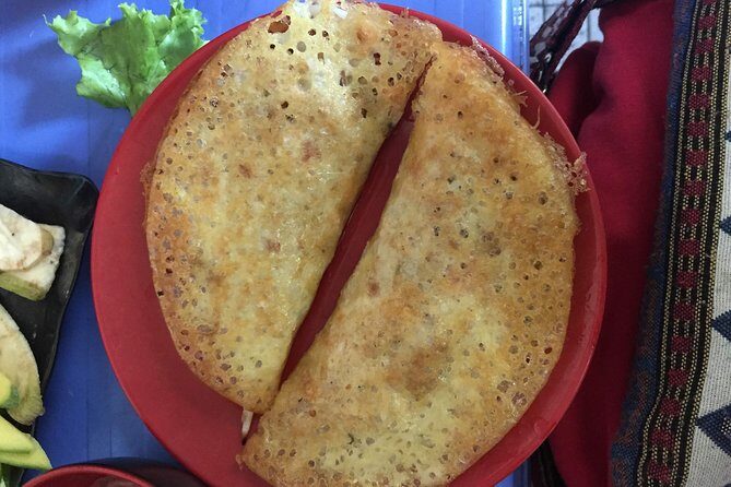 Hanoi street food tour with local expert guide - Exploring Dong Kinh Nghia Thuc Square