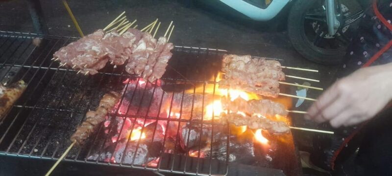 Hanoi: Street Food Tour with Train Street and Old Quarter - Key Points