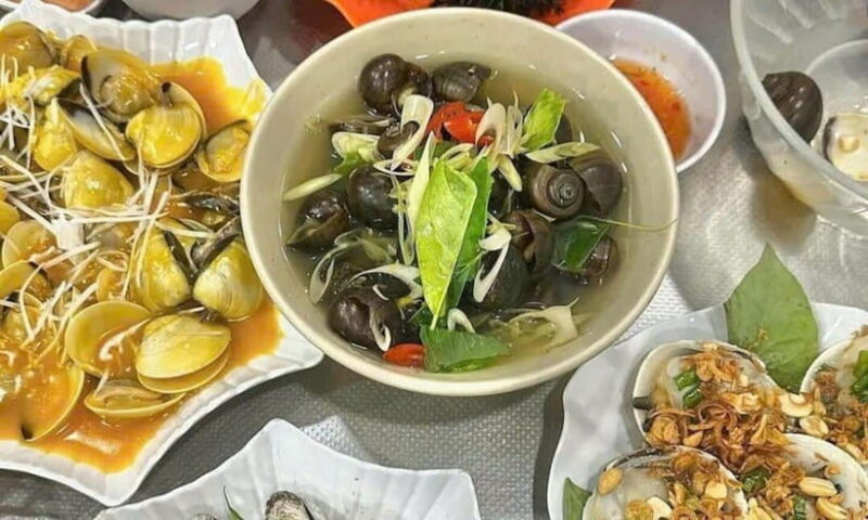 Hanoi Street Food:Taste Pho, Bun Cha,Egg Coffee Walking Tour - Practical Details and Tips