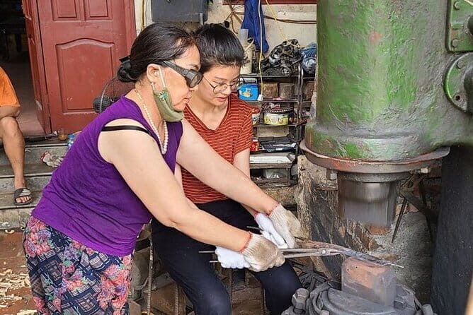Hanoi Street Photography in a Vintage Community - Price and Value