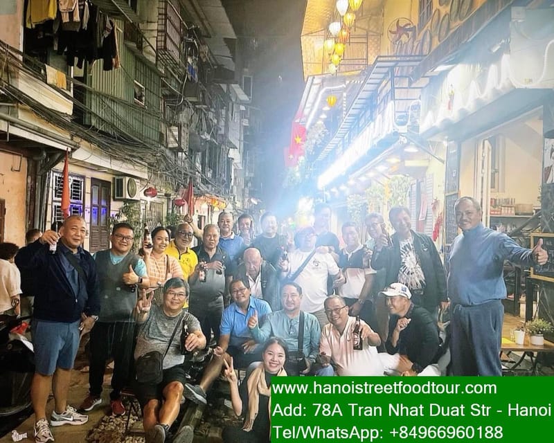 Hanoi Train Street +Best Street Food eating in old quarter - Key Points