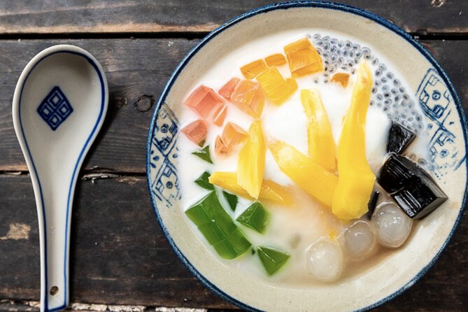 Hanoi Vegan Street Food Tour and Train Street - Key Points