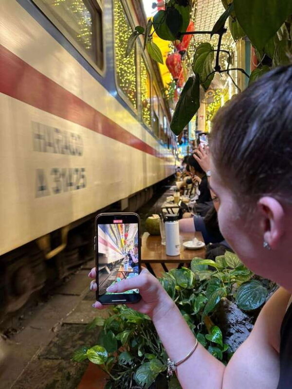 Hanoi: Vietnam War Remnants Museum & Local Train Street - FAQ