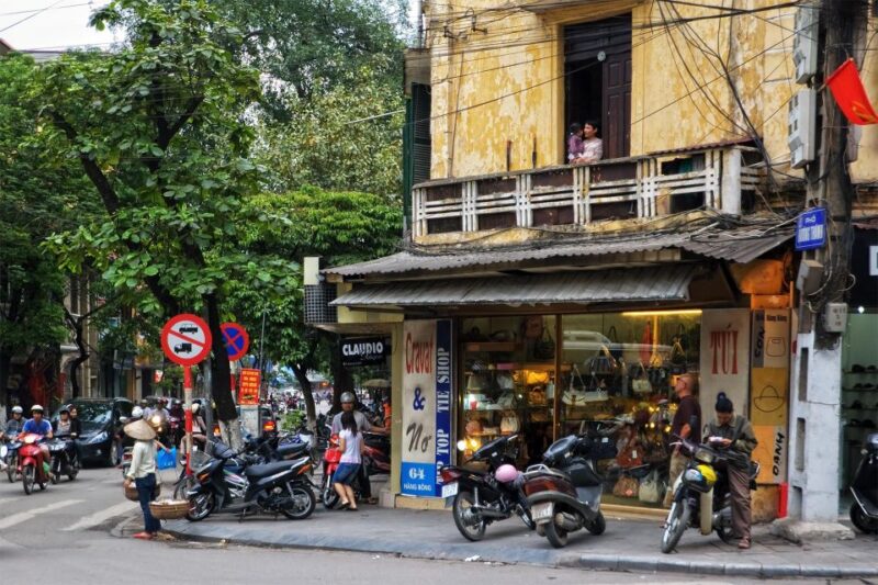 Hanoi: Walking Street Food Tour Small Group with Local Guide - The Sum Up