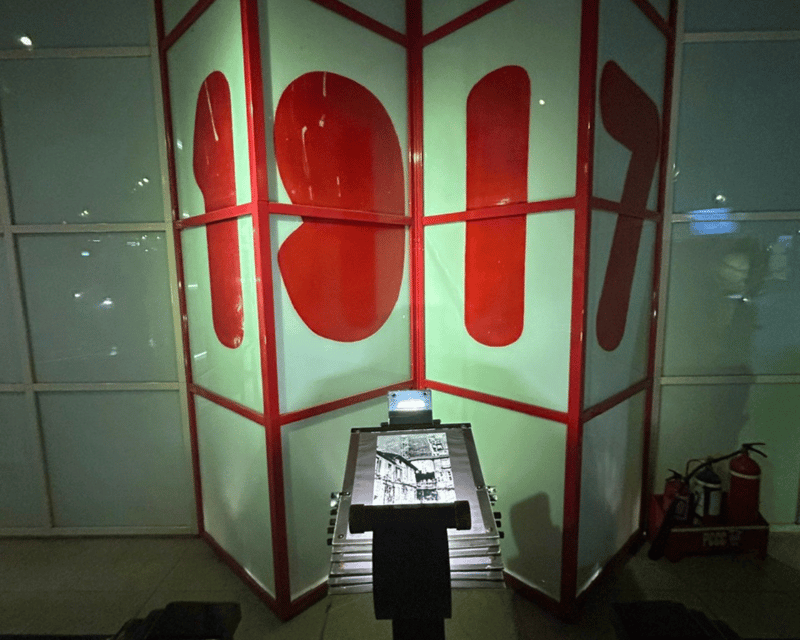 Hanoi: War Site Museums Tour - Huu Tiep Lake and the B52 Wreckage