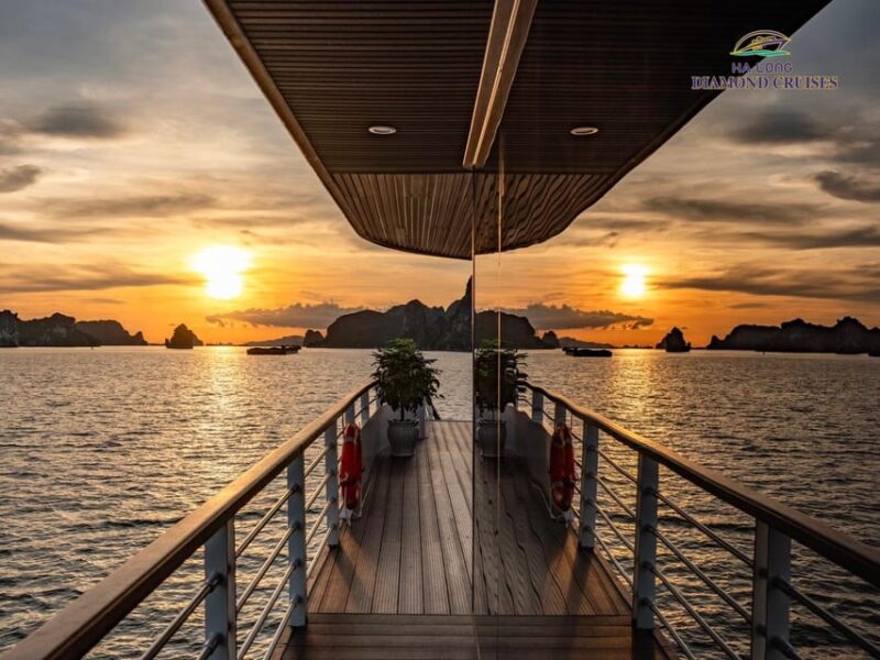 Hanoi:Best 5-Star Ha Long 1 Day Tour with limousine transfer - Final Thoughts