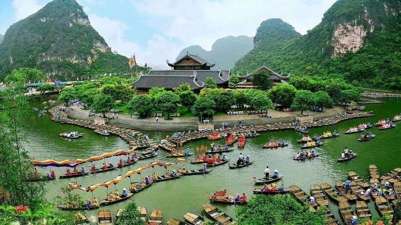 Hanoi:Ninh Binh-Trang An-Mua Cave-Hoa Lu&Cycling BEST SELLER - Frequently Asked Questions