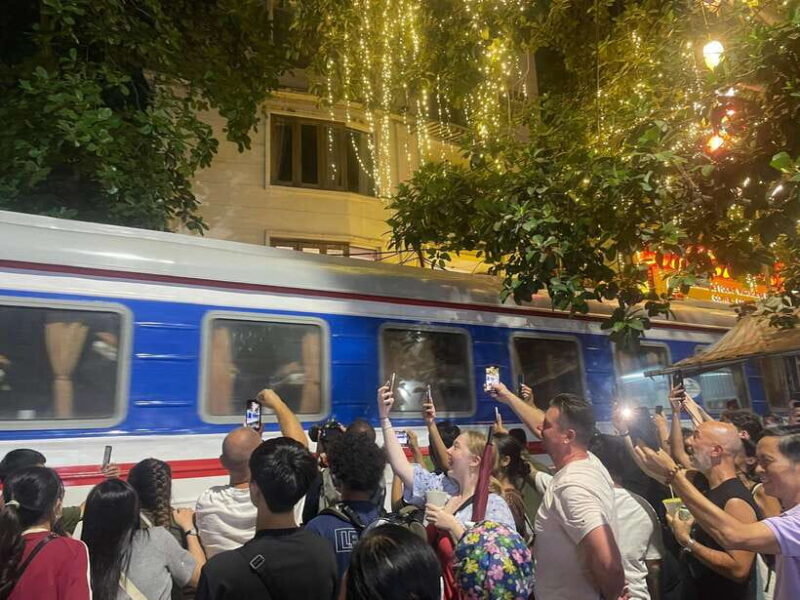 Hanoi's Secret Bites & Rail Sights - Key Points