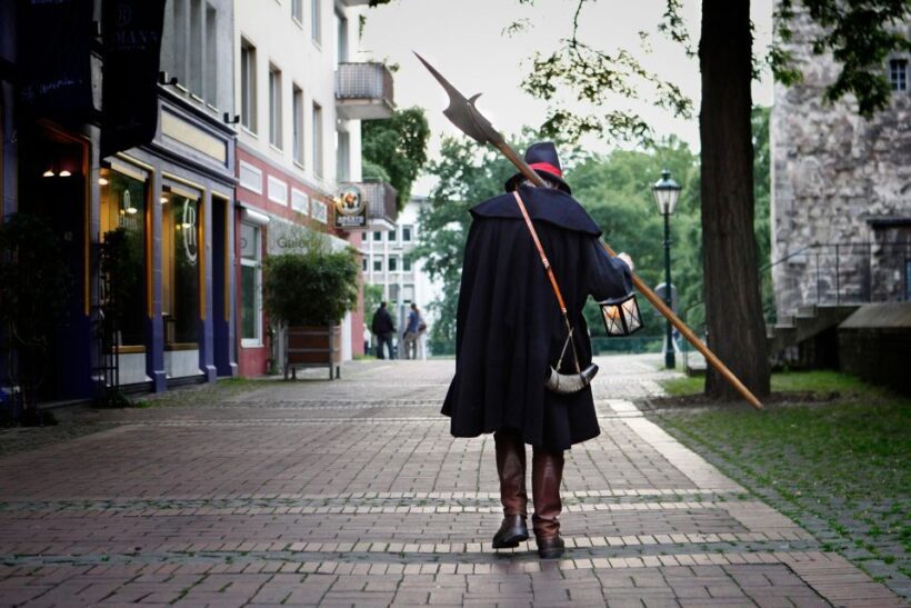Hanover: Night tour with night watchman Melchior - FAQ