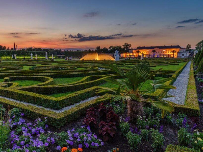 Hanover: Royal Gardens of Herrenhausen Guided Tour - Real Traveler Perspectives