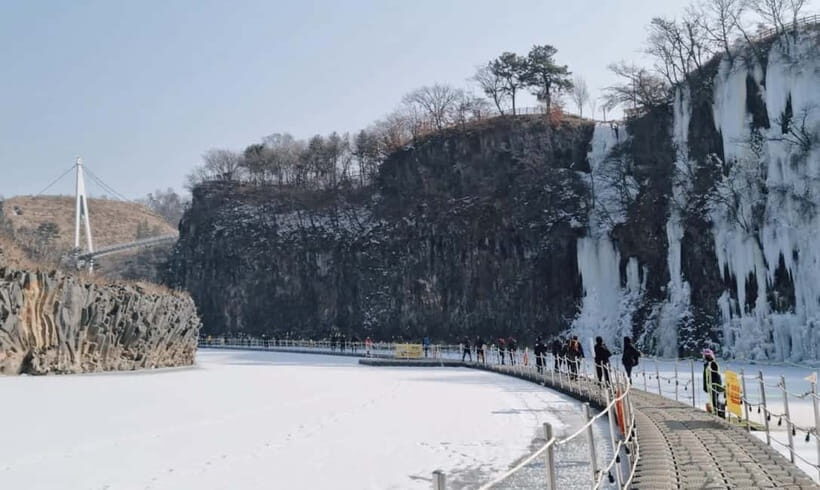 Hantan Canyon & North Korea's Labor HQ & Soisan Monorail - Key Points
