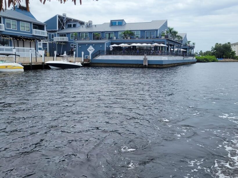 Happy Hour and a Half Cruise 1.5hrs Public - Key Points