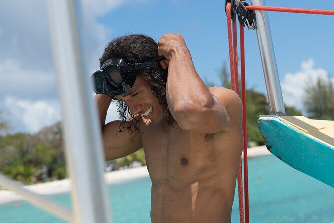 Harbour Lights-Chair &Turtle Shipwreck Snorkel Tour(10:30-1:30pm) - An In-Depth Look at Harbour Lights’ Snorkel & Beach Tour