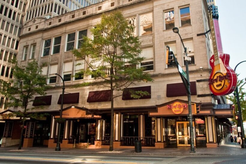 Hard Rock Cafe Atlanta - The Heart of the Experience: What to Expect at Hard Rock Cafe Atlanta